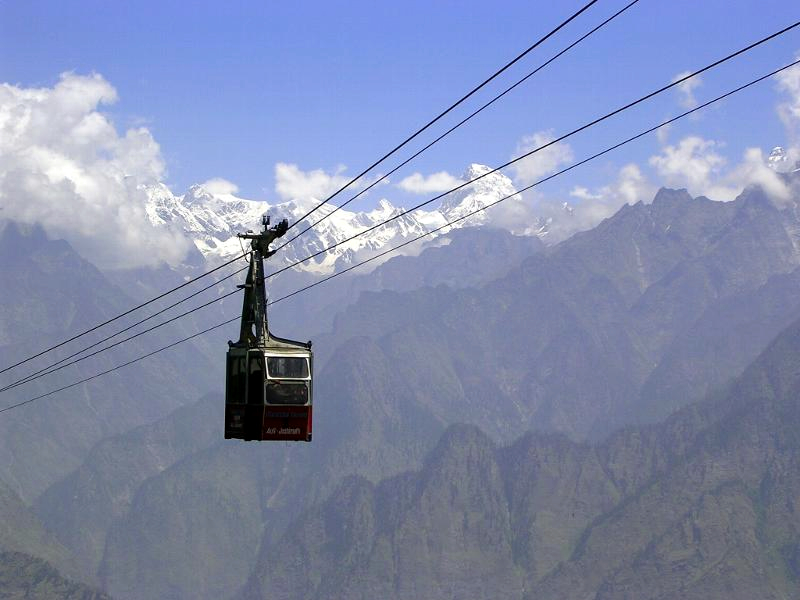 Auli Tourism and Travel Guide, Hill Station, Sightseeing and Adventure ...