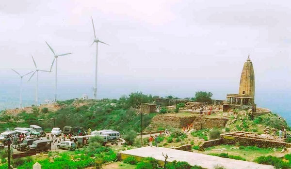 Sikar Travel and Tourism Guide, Places and Nearby Attractions in Sikar