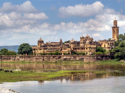 Alwar Travel and Tourism Guide, Places and Nearby Attractions in Alwar